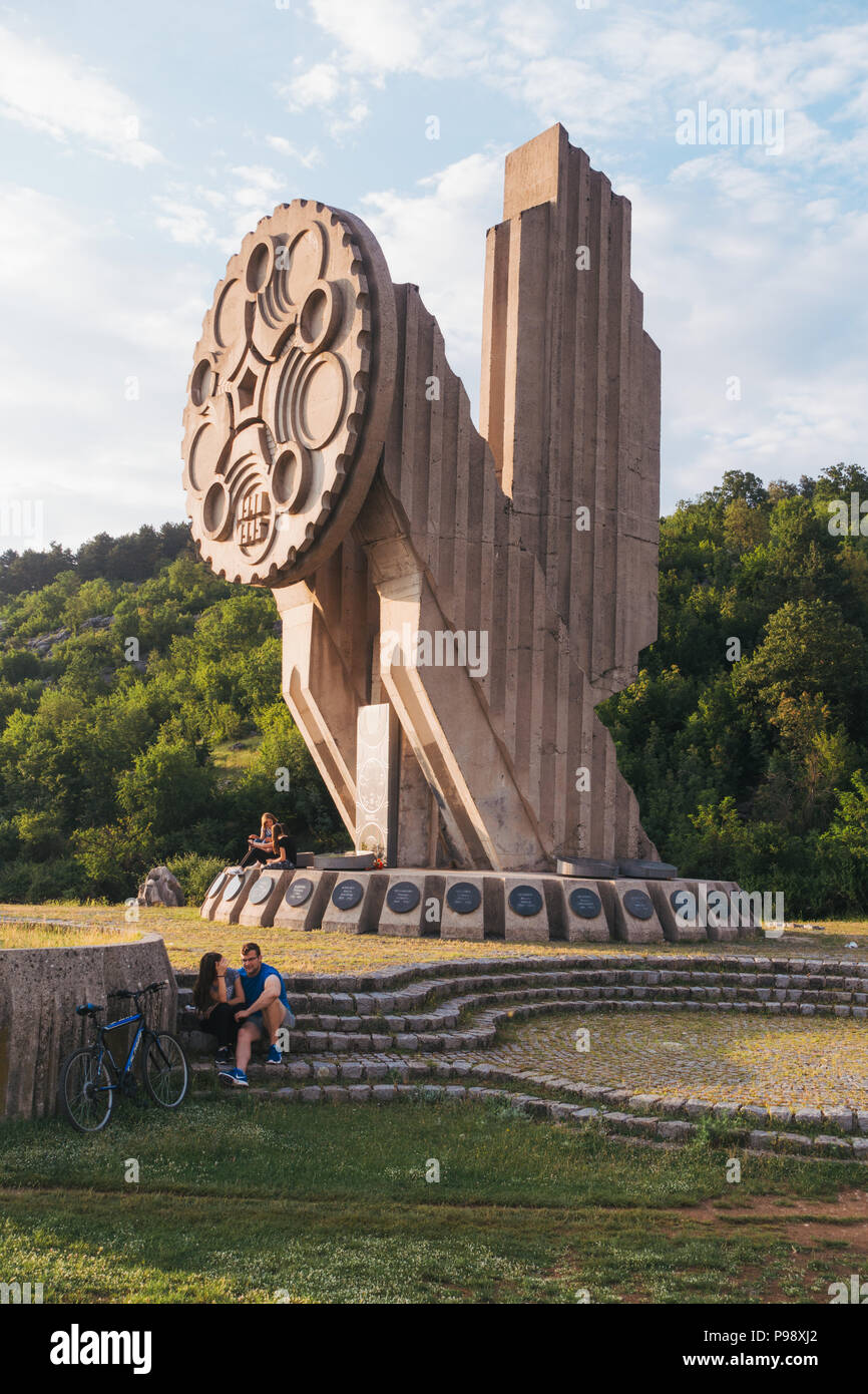 The sun sets on the concrete Monument to Fallen Fighters of World War ...