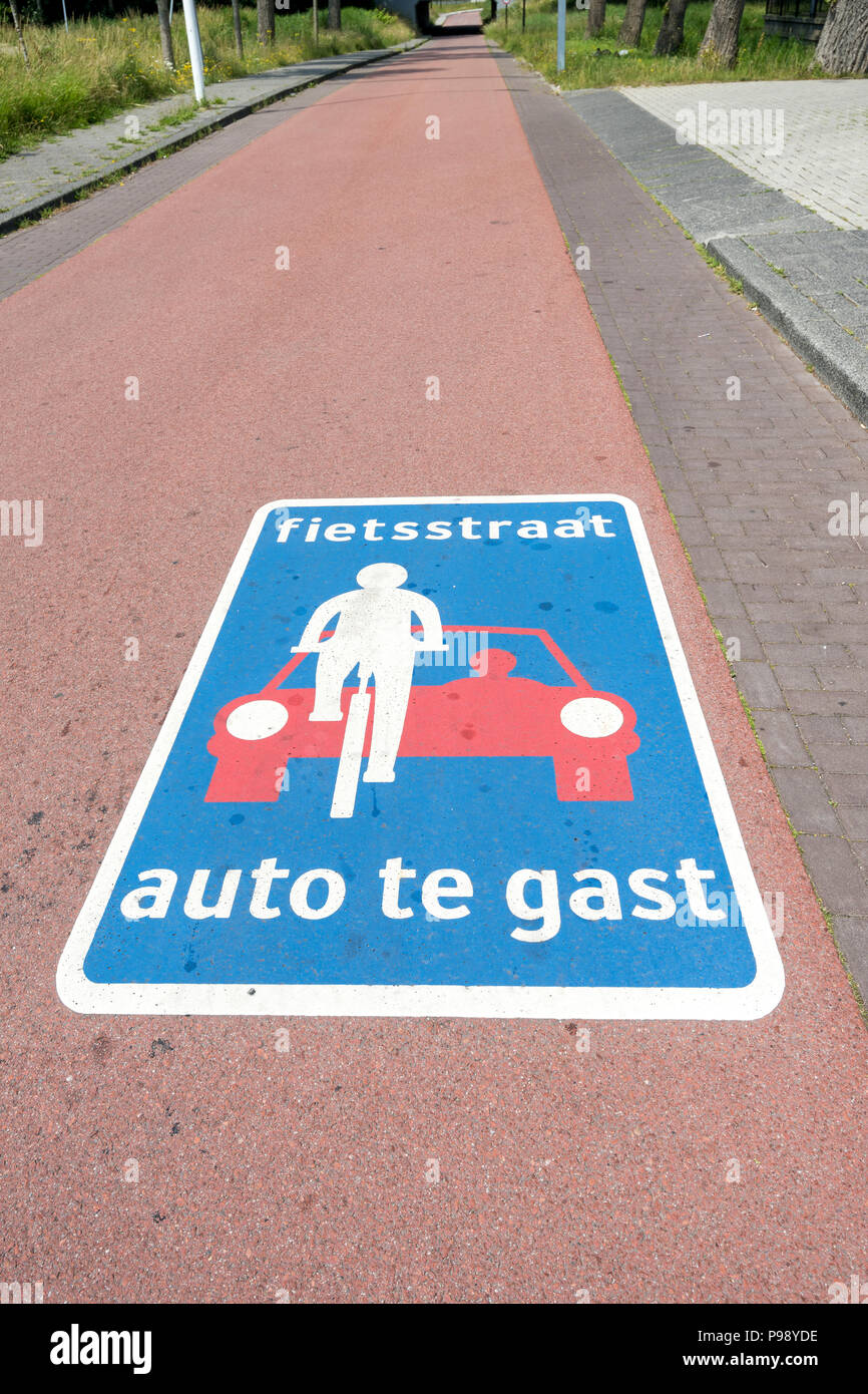Dutch road sign: bicycle street Stock Photo - Alamy