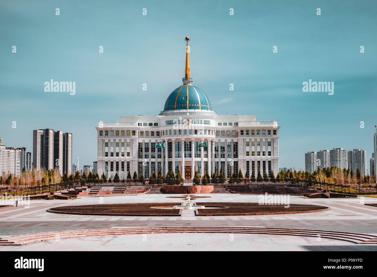 Akorda presidential palace hi-res stock photography and images - Alamy