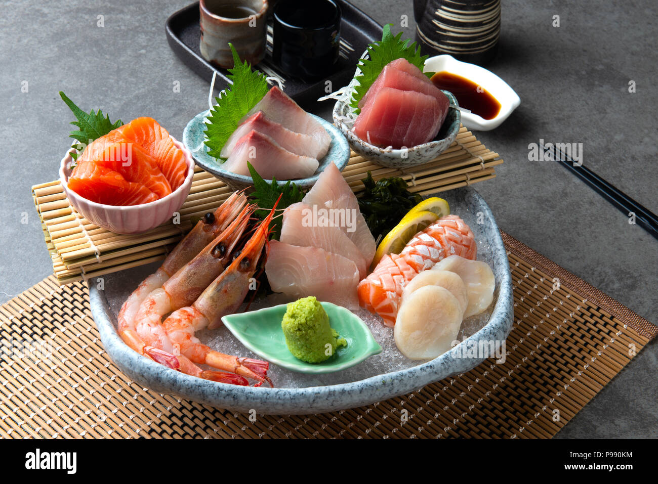 Big sashimi set - Japanese food Stock Photo - Alamy