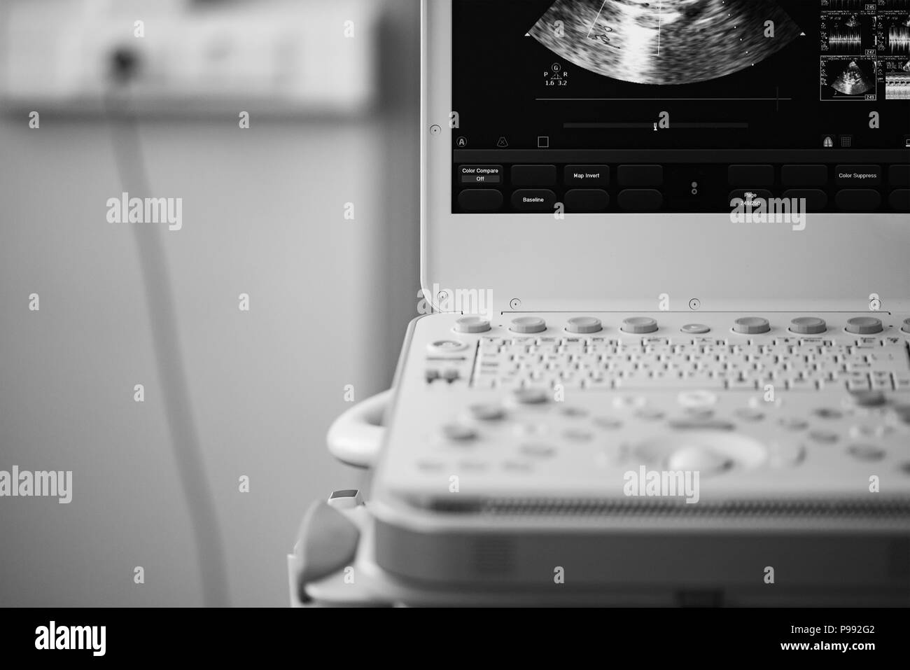Ultrasound machine keyboard hi-res stock photography and images - Alamy