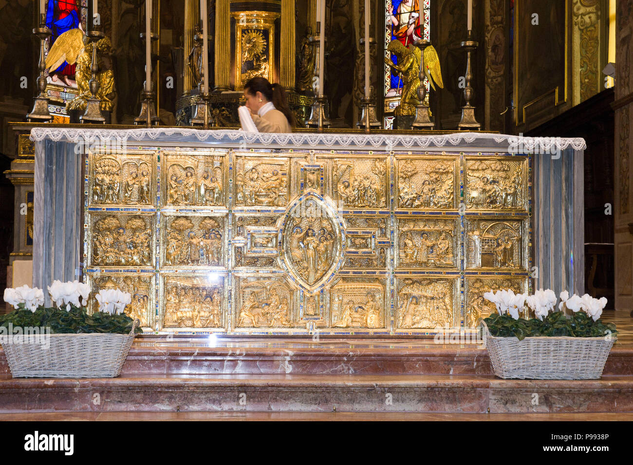 Plinth Facade Architecture High Resolution Stock Photography and Images ...