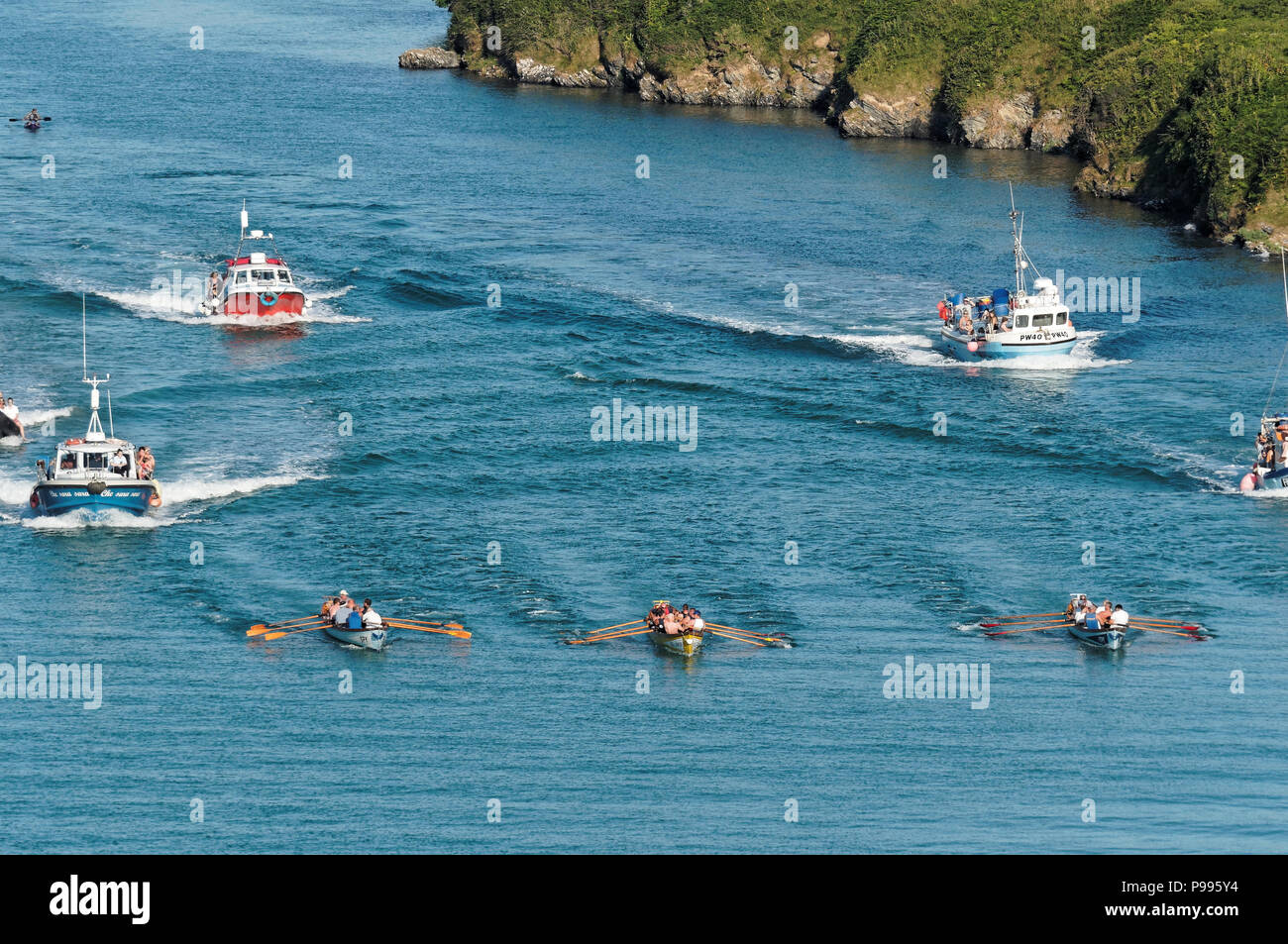 6 man rowing team hi-res stock photography and images - Alamy