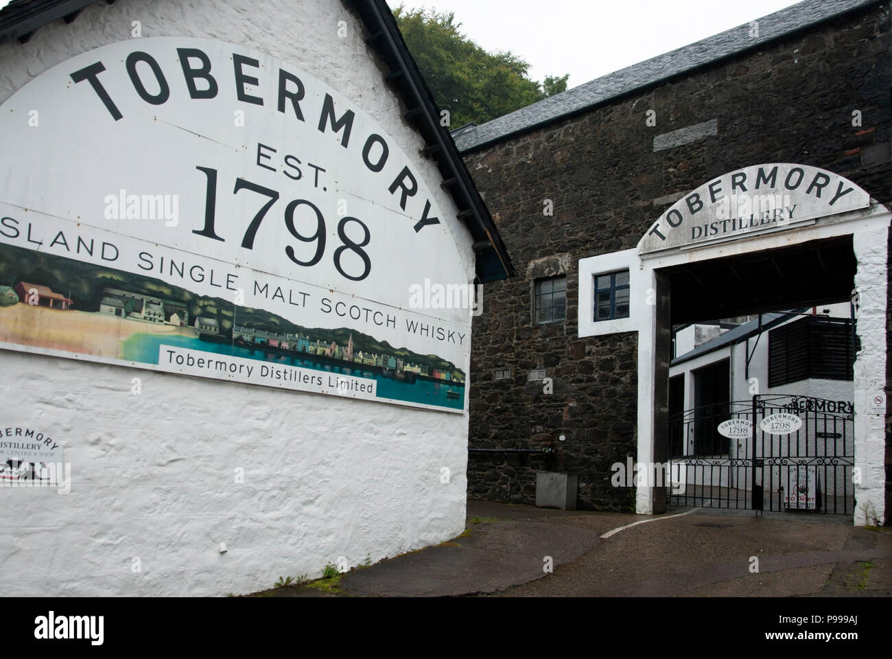 Tobermory whisky hi-res stock photography and images - Alamy