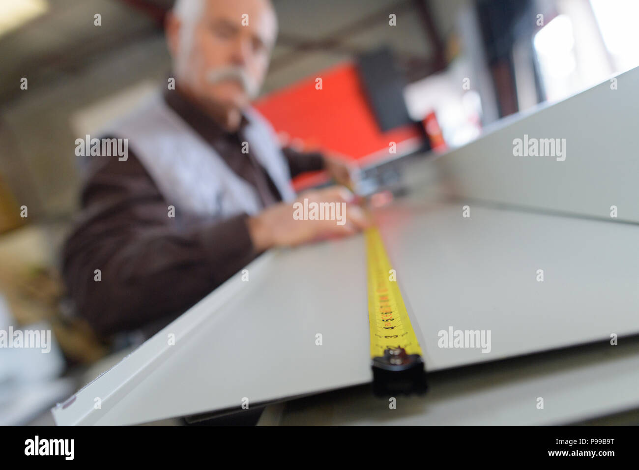 Man measuring chest tape measure hi-res stock photography and images ...