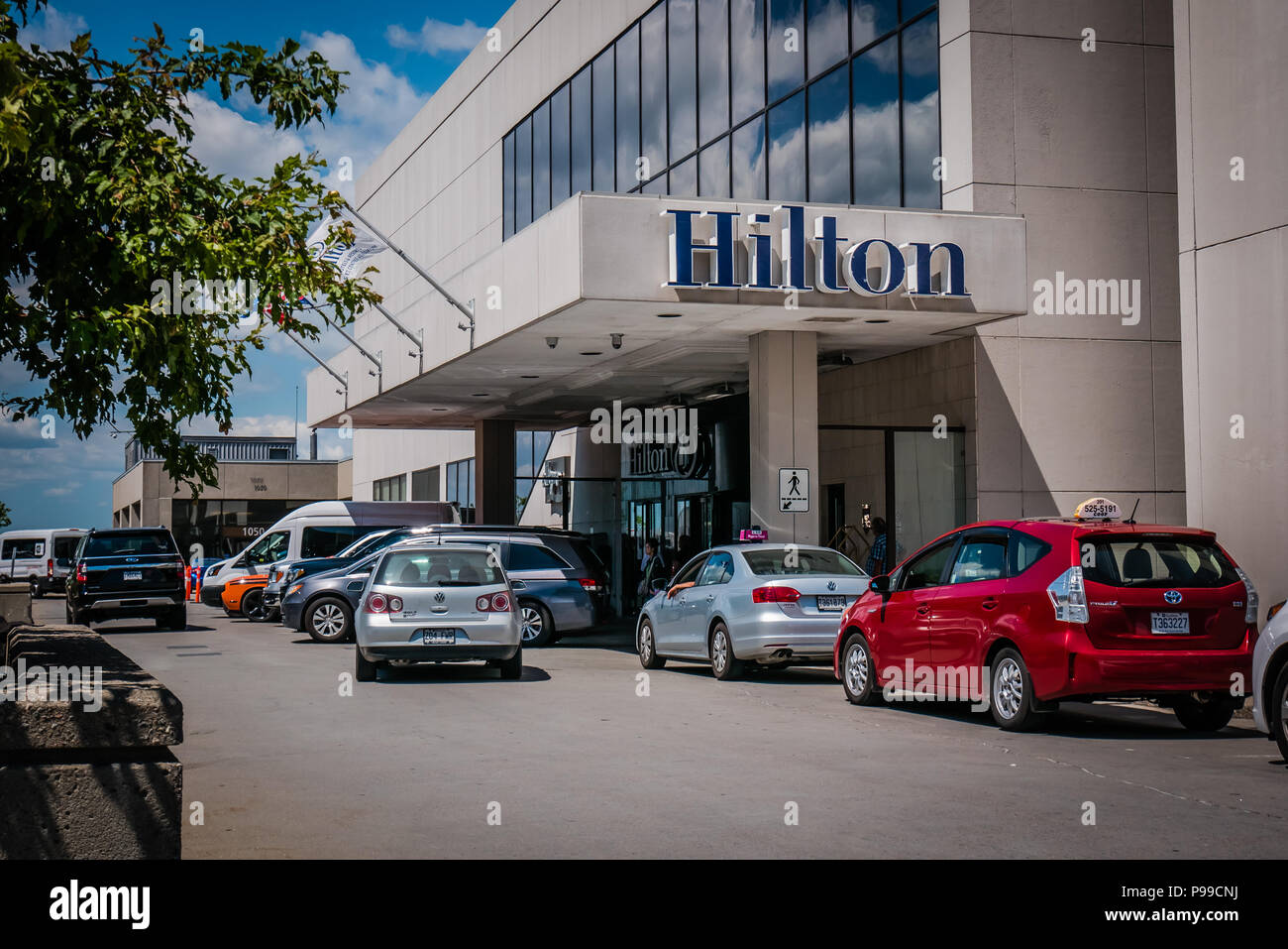 Hilton entrance hi-res stock photography and images - Alamy