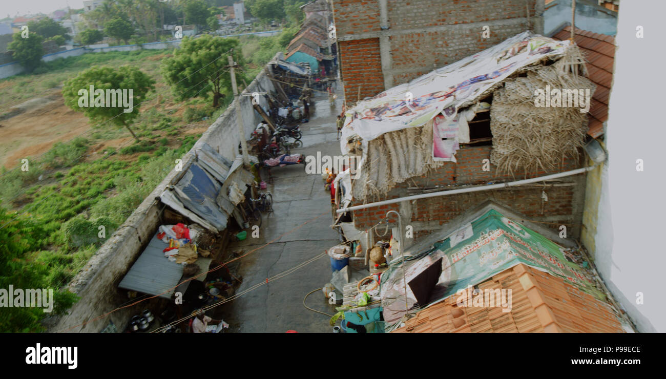 slum area, Poor people living in India at slum area, slum people ...