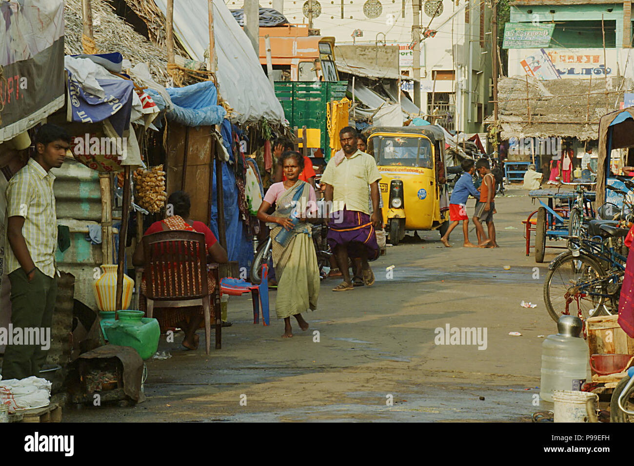 Indian Slums High Resolution Stock Photography and Images - Alamy