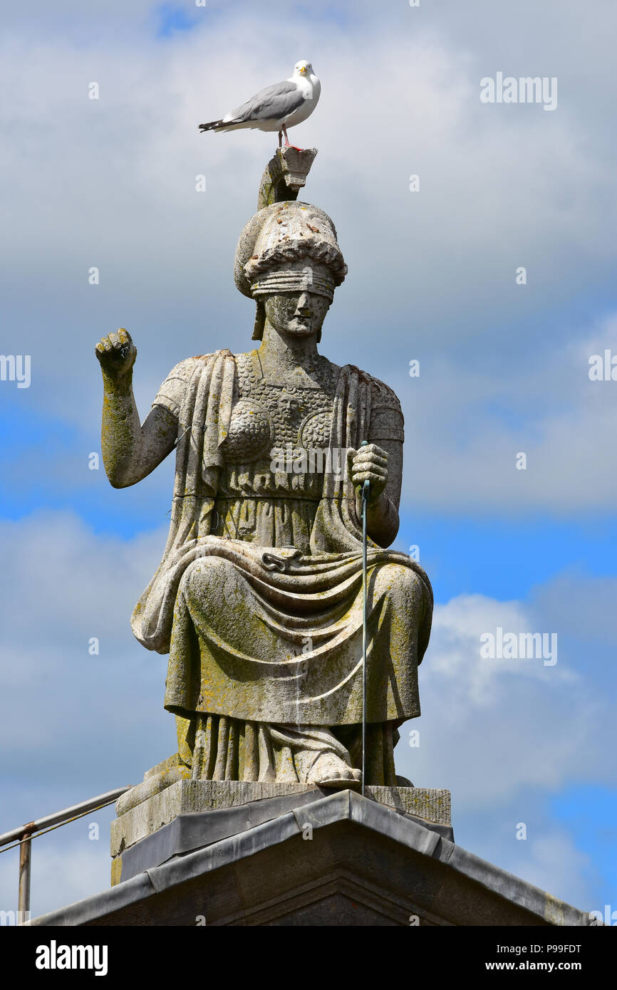 Britannia statue hi-res stock photography and images - Alamy