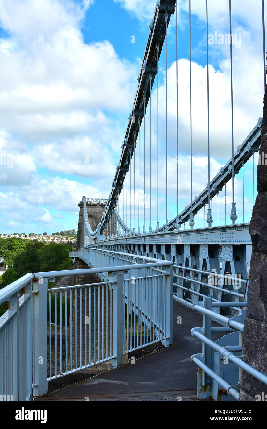 Pedestrian crossing paths hi-res stock photography and images - Alamy