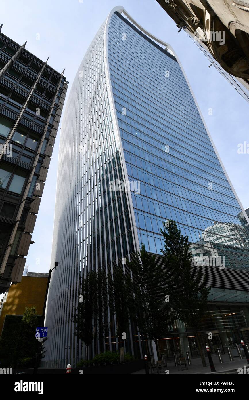 London financial district and the 20 fenchurch street skyscraper london ...
