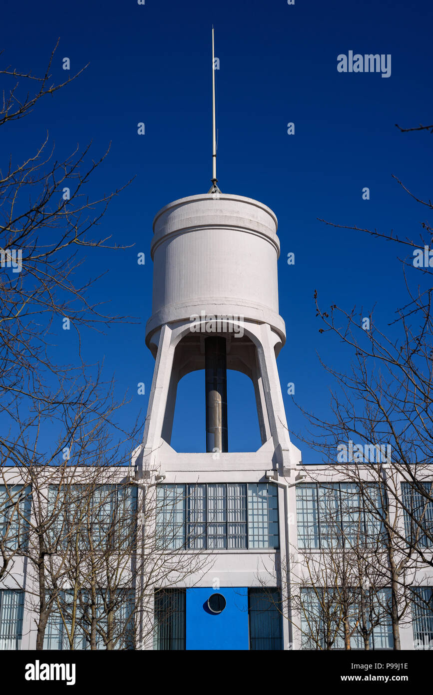 Match factory hi-res stock photography and images - Alamy