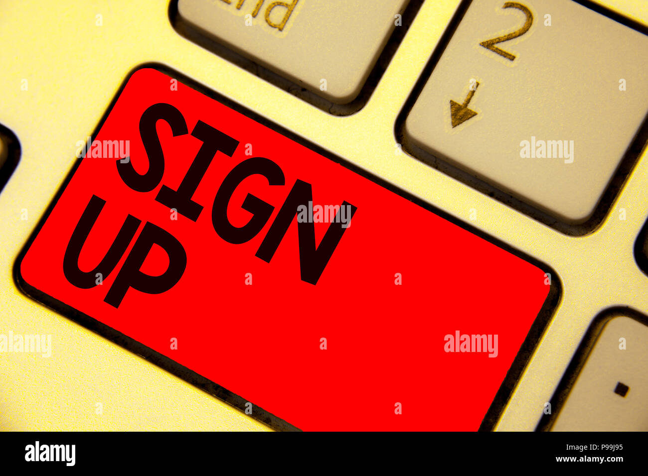 Red subscribe keyboard key button hi-res stock photography and images ...