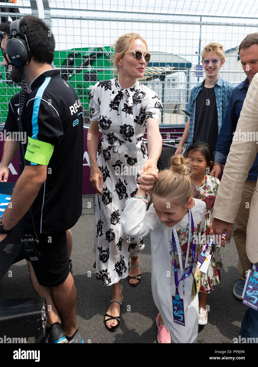 New York Ny July 15 2018 Actress Uma Thurman And Daughter Luna