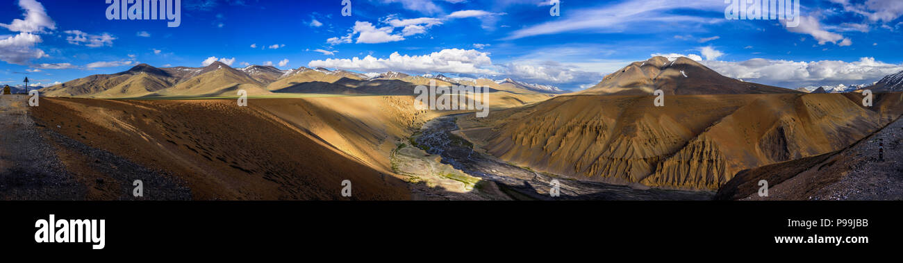 Landscape Panorama of Mountains, More Plains Ladakh Stock Photo - Alamy