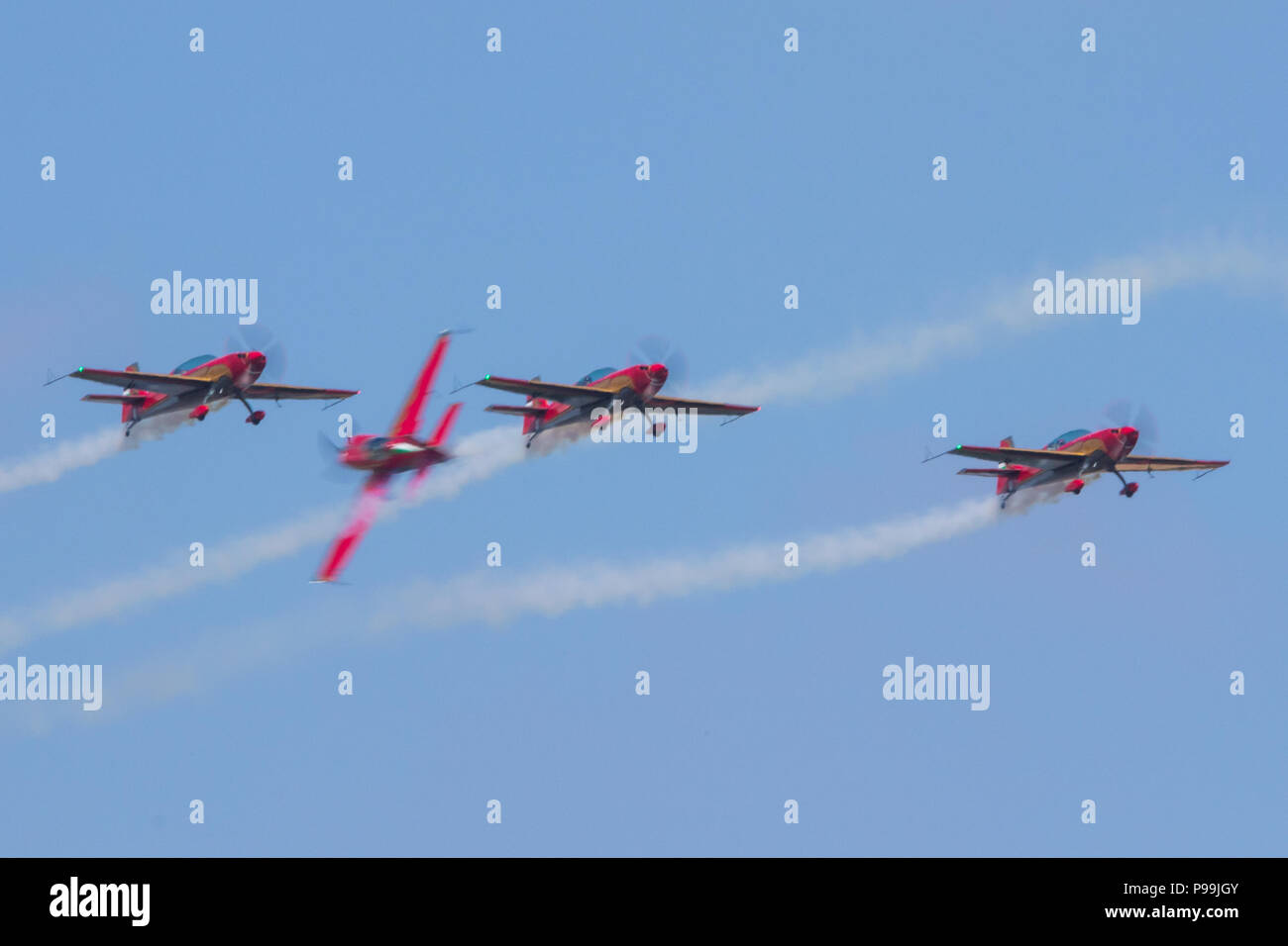 Falcon royal jordanian hi-res stock photography and images - Alamy