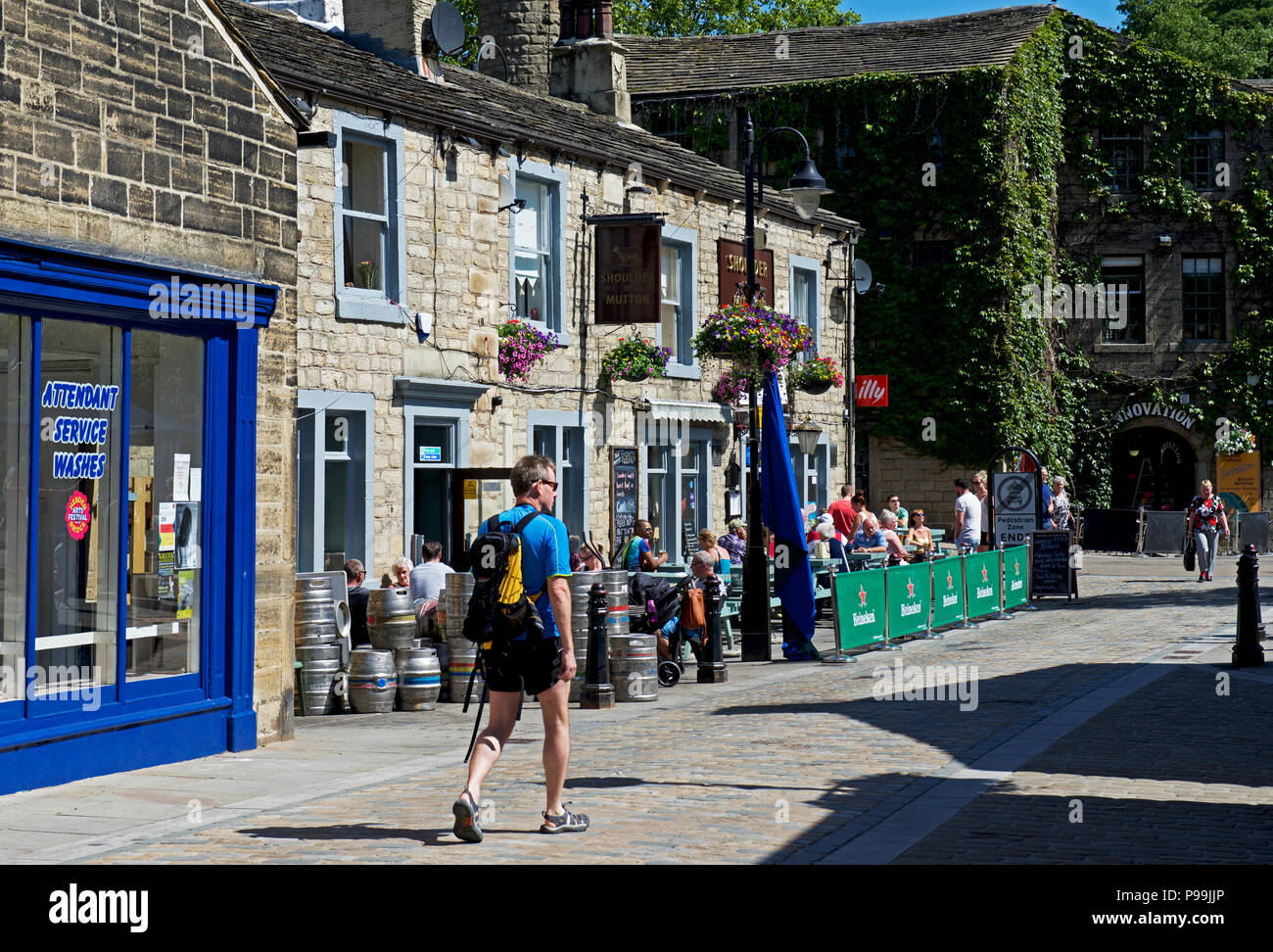 Shoulder of mutton pub hi-res stock photography and images - Alamy