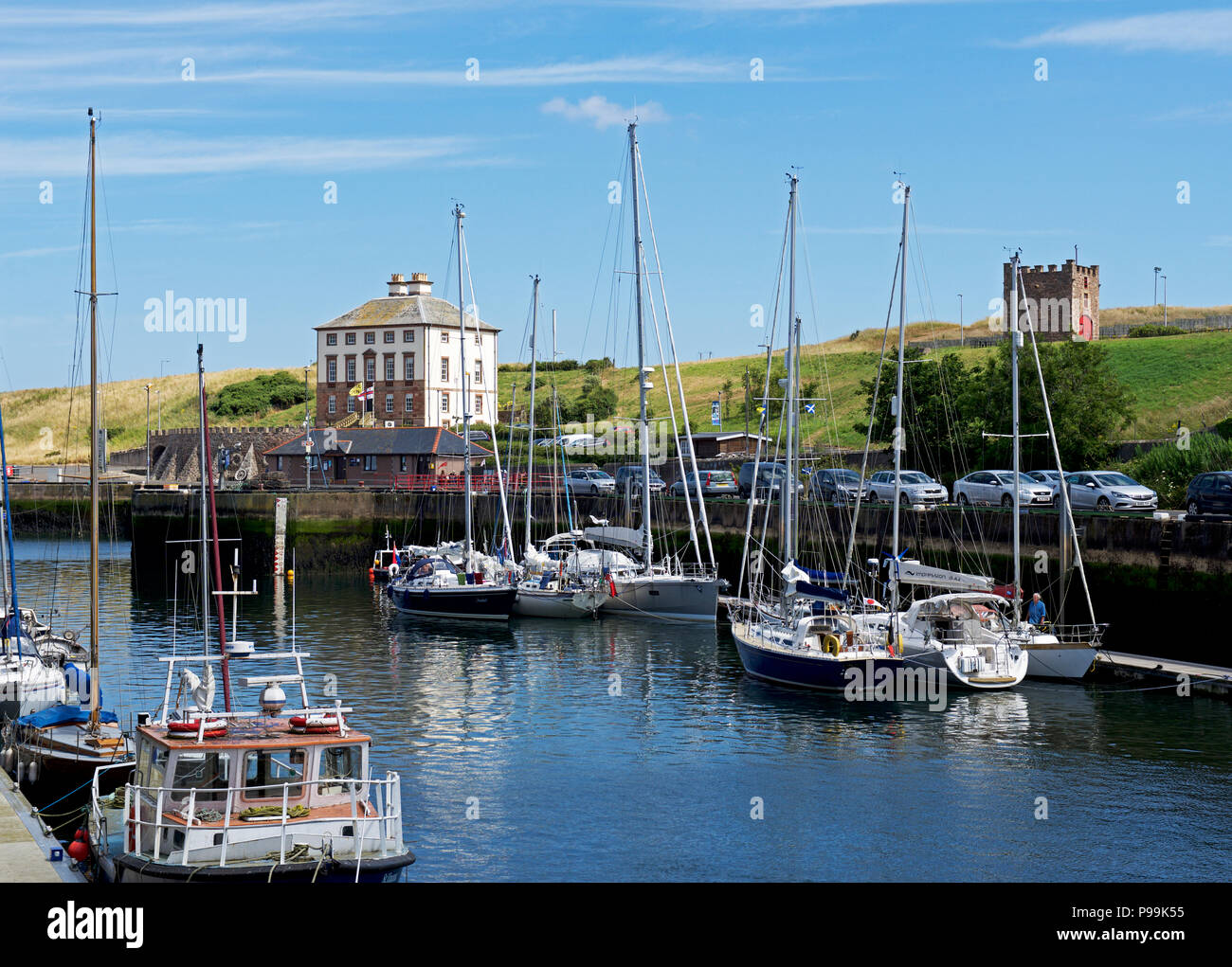 Eyemouth hi-res stock photography and images - Alamy