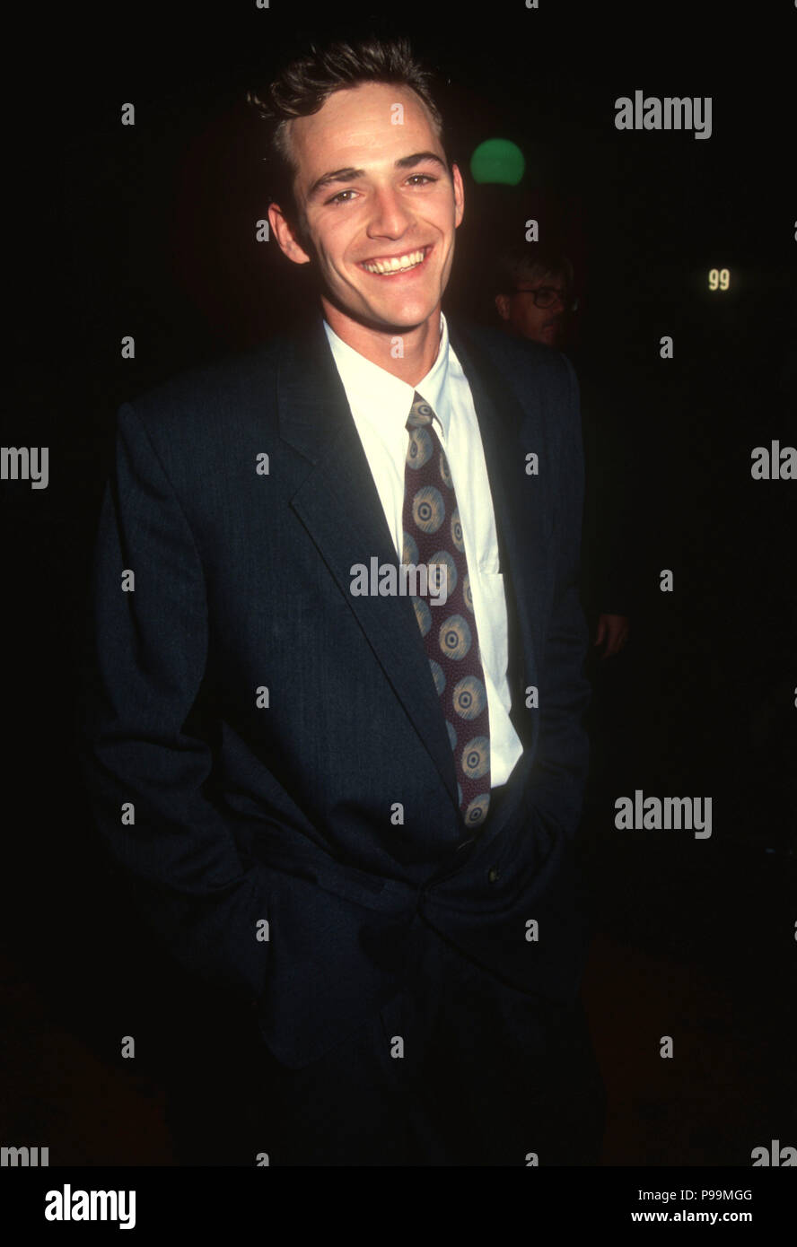 BEVERLY HILLS, CA - MARCH 17: Actor Luke Perry attends the 18th Annual ...
