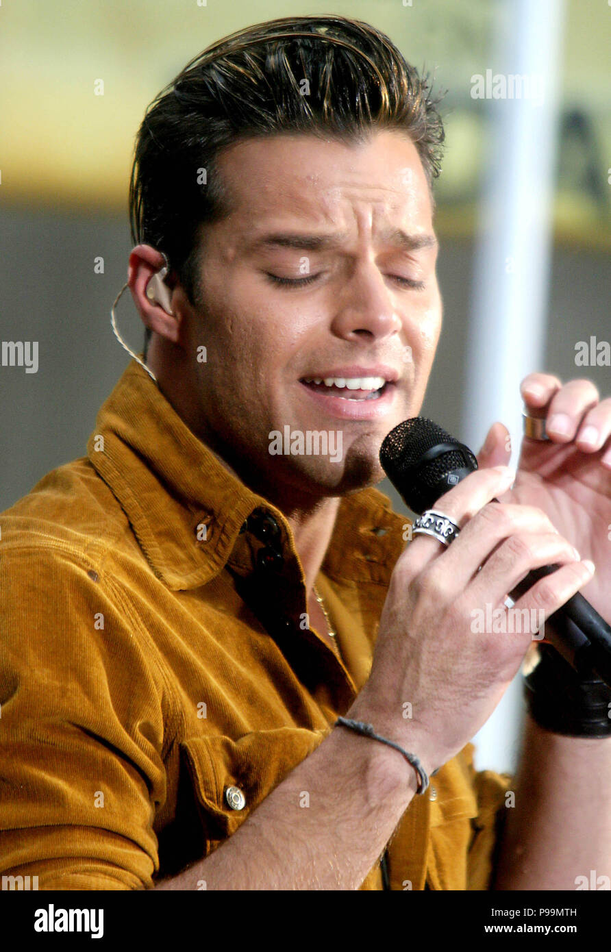 Ricky Martin 2003 Photo By John Barrett/PHOTOlink.net Stock Photo - Alamy