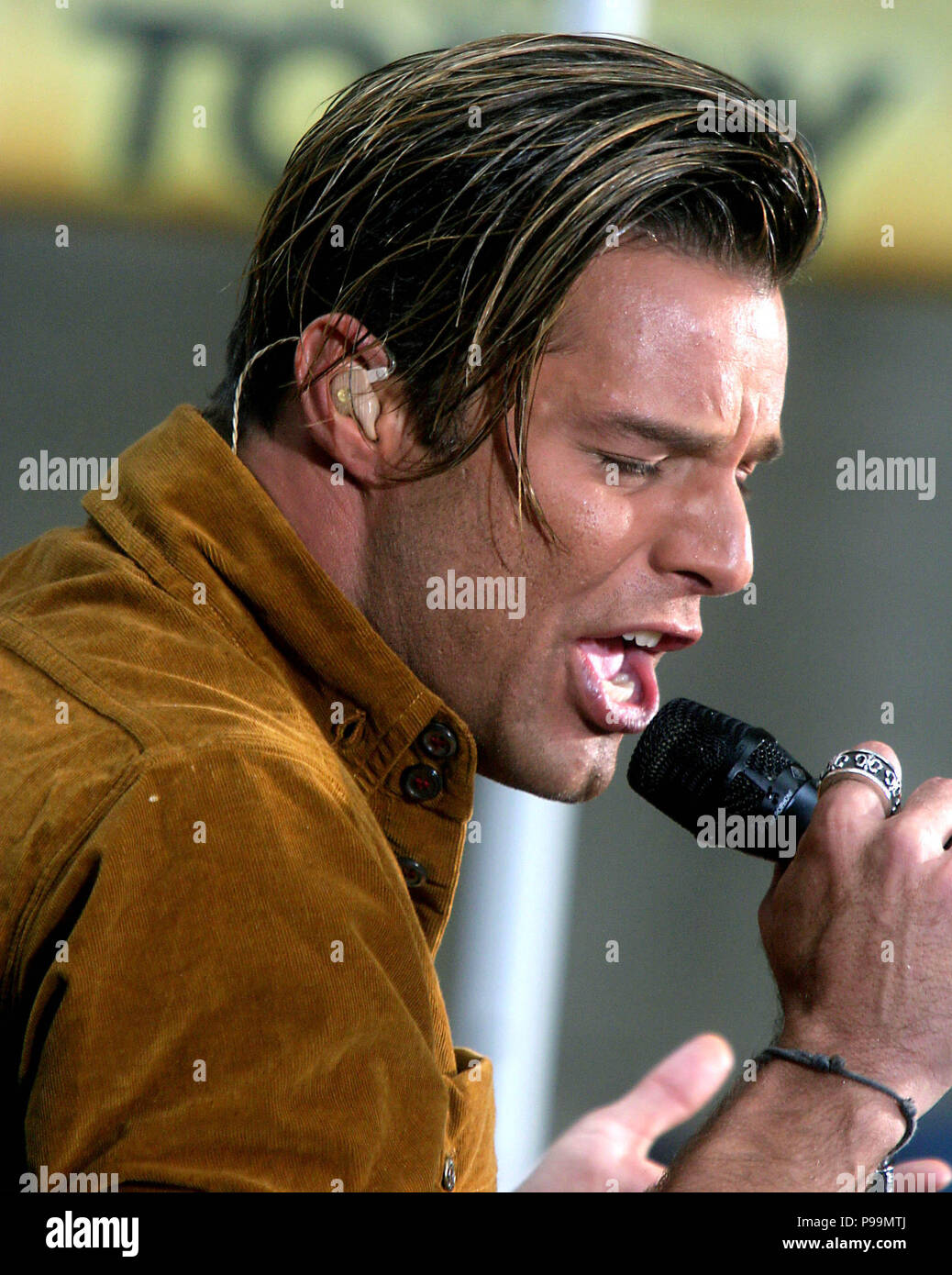 Ricky Martin 2003 Photo By John Barrett/PHOTOlink.net Stock Photo - Alamy