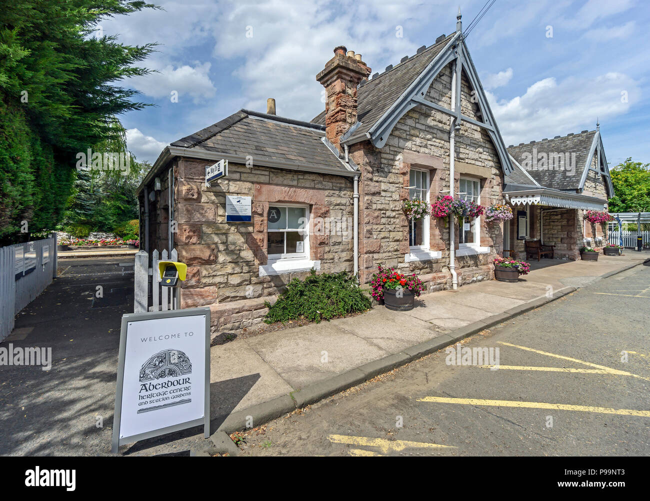 Aberdour fife hi-res stock photography and images - Alamy