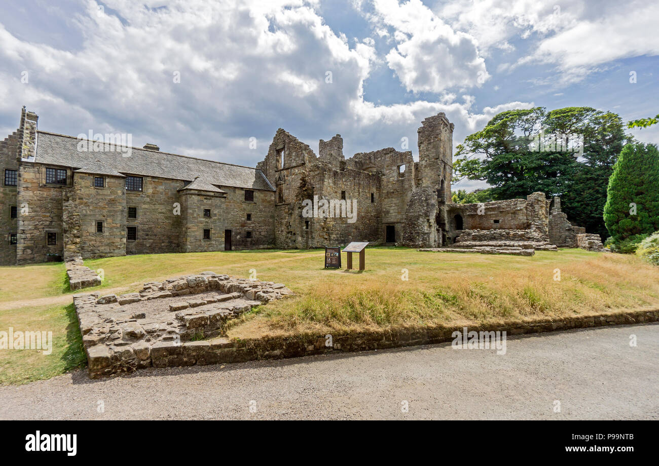 Aberdour fife hi-res stock photography and images - Alamy