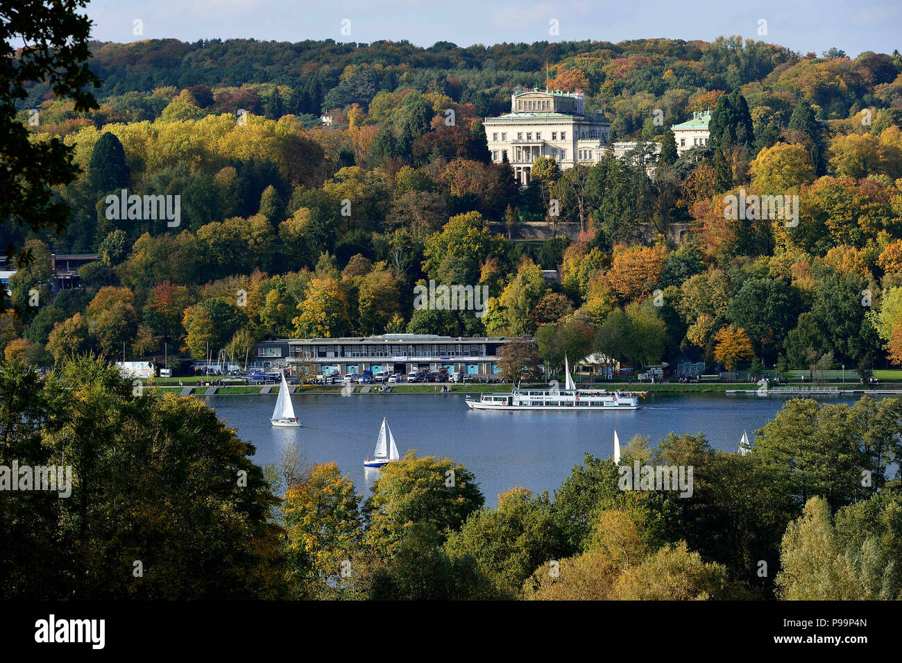 Germany, North Rhine-Westphalia hiking trail BaldeneySteig in Essen ...