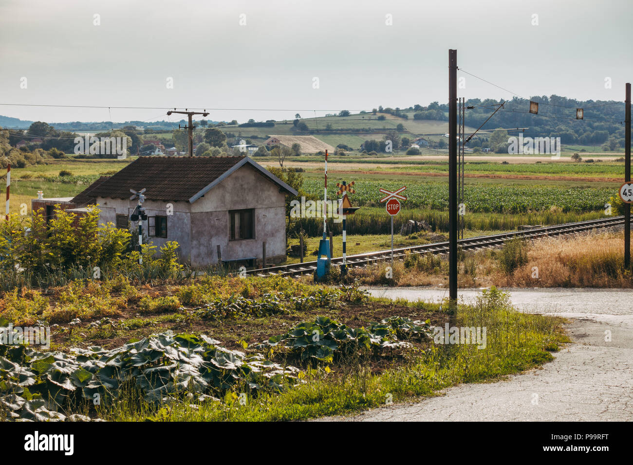 Rail house hi-res stock photography and images - Alamy