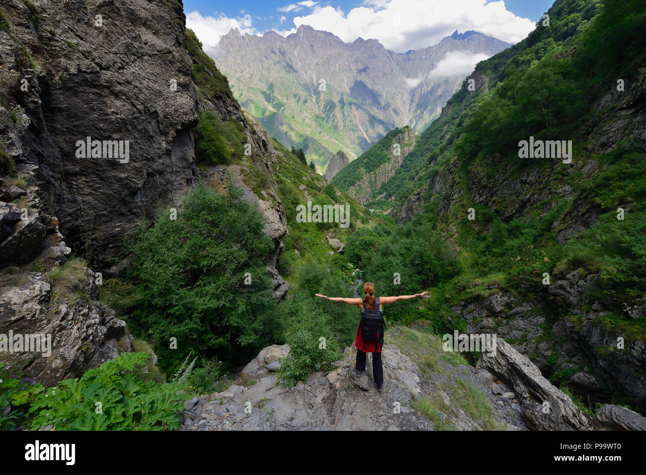 Dariali gorge hi-res stock photography and images - Alamy