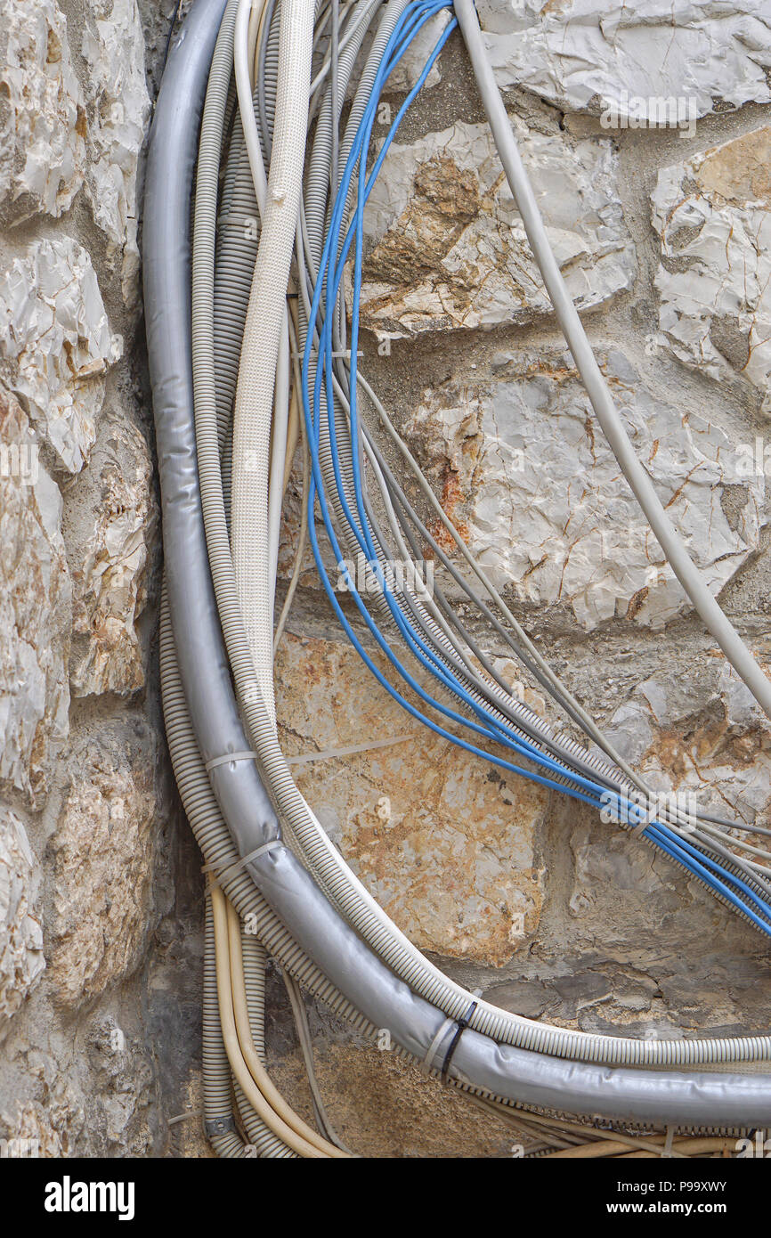 Signal wires hi-res stock photography and images - Alamy