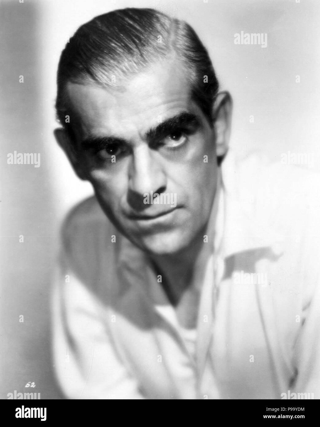 Boris karloff and bride of frankenstein hi-res stock photography and ...