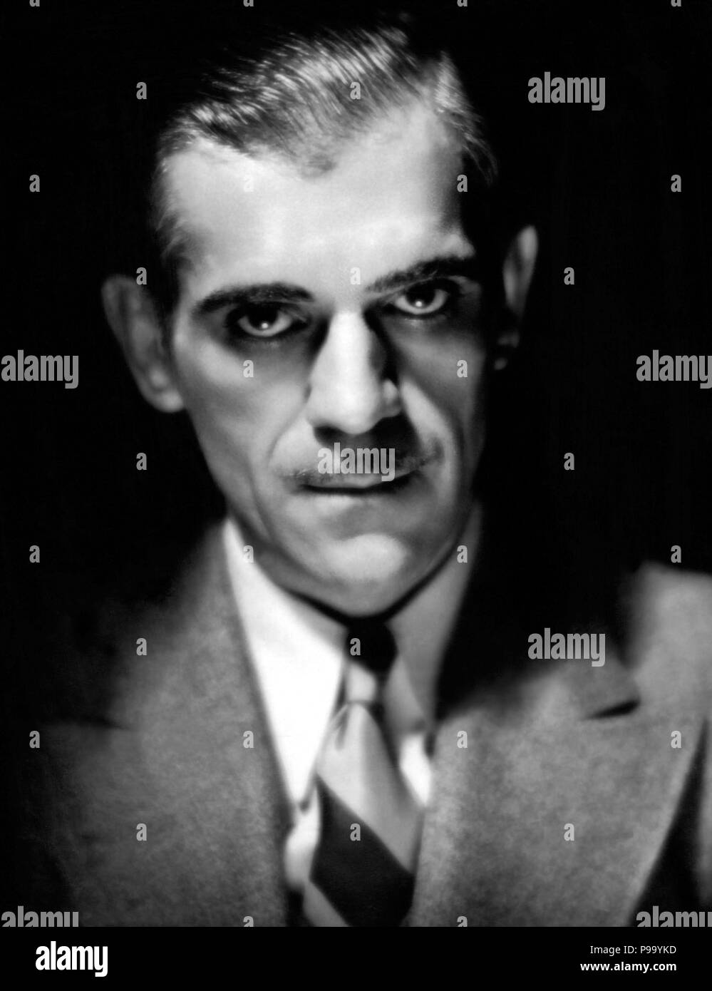 Boris karloff hi-res stock photography and images - Alamy