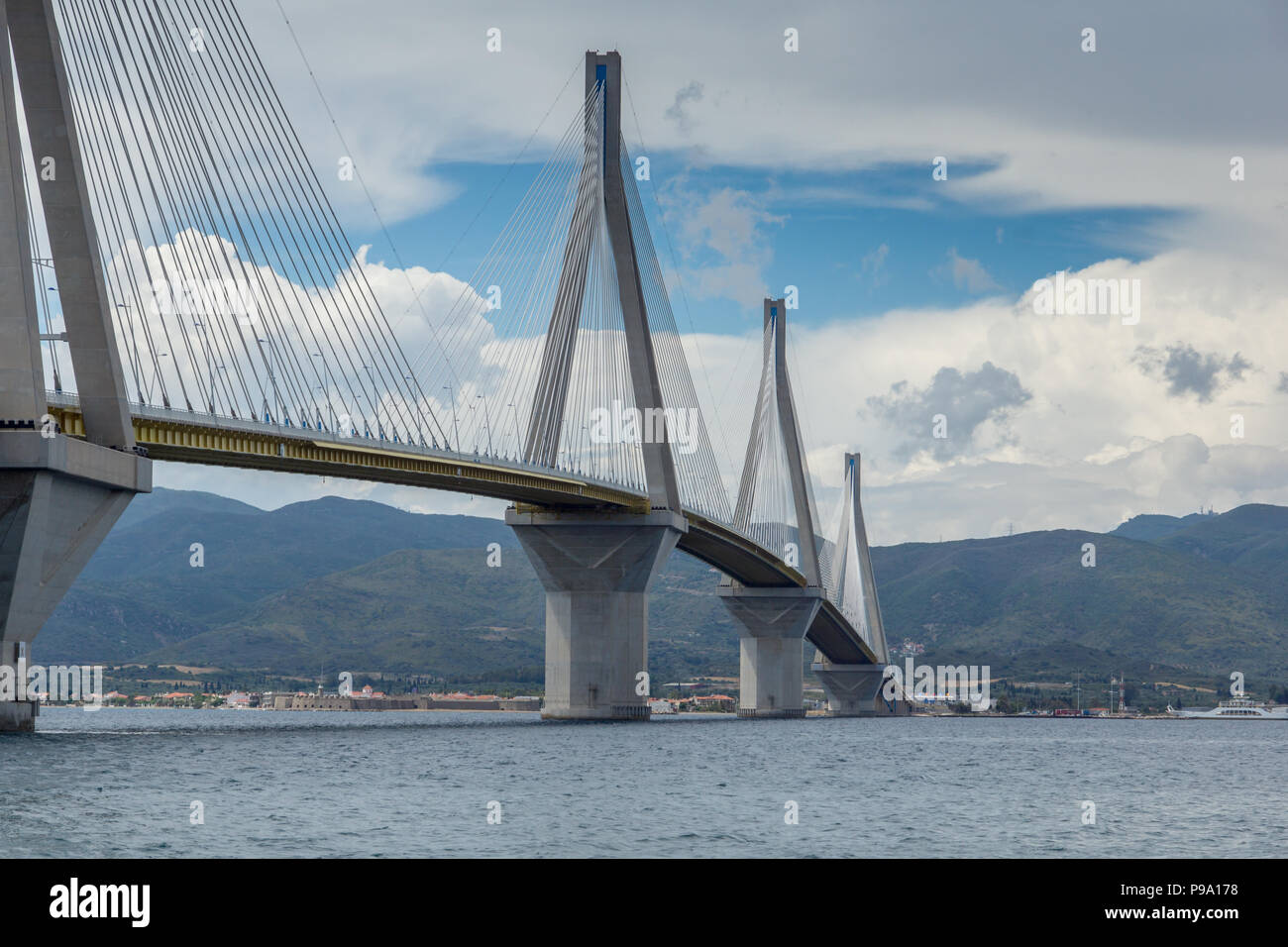 Amazing view of The cable bridge between Rio and Antirrio, Patra ...