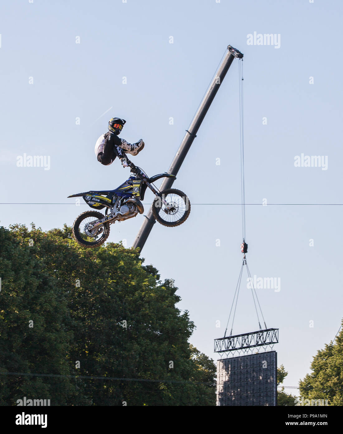 Freestyle motocross stunt hi-res stock photography and images - Alamy