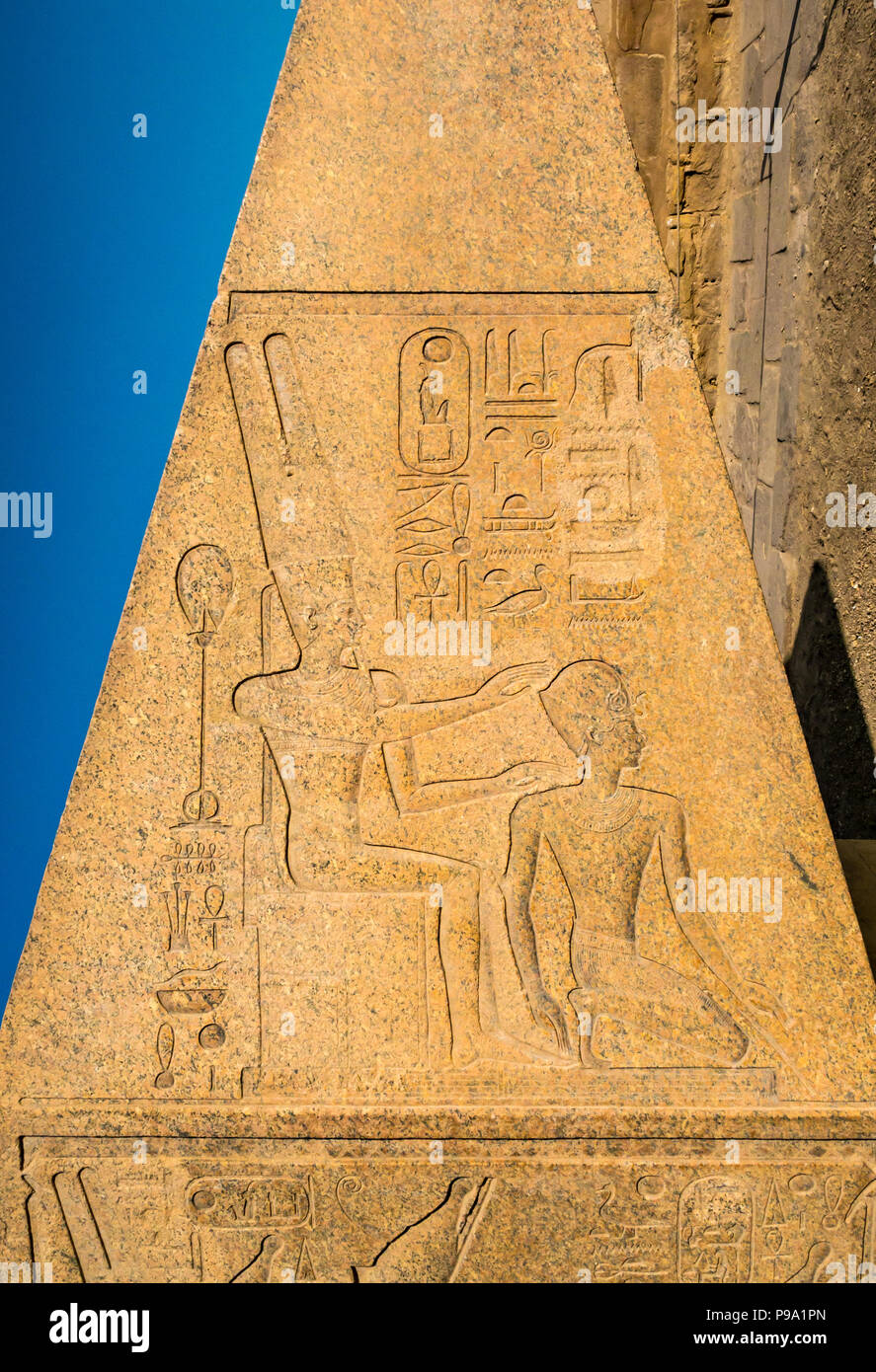 Hieroglyphs detail hi-res stock photography and images - Alamy