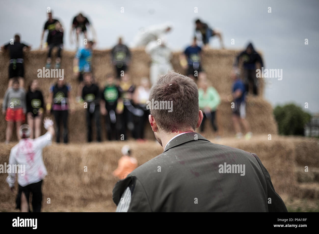 Zombies group hi-res stock photography and images - Alamy