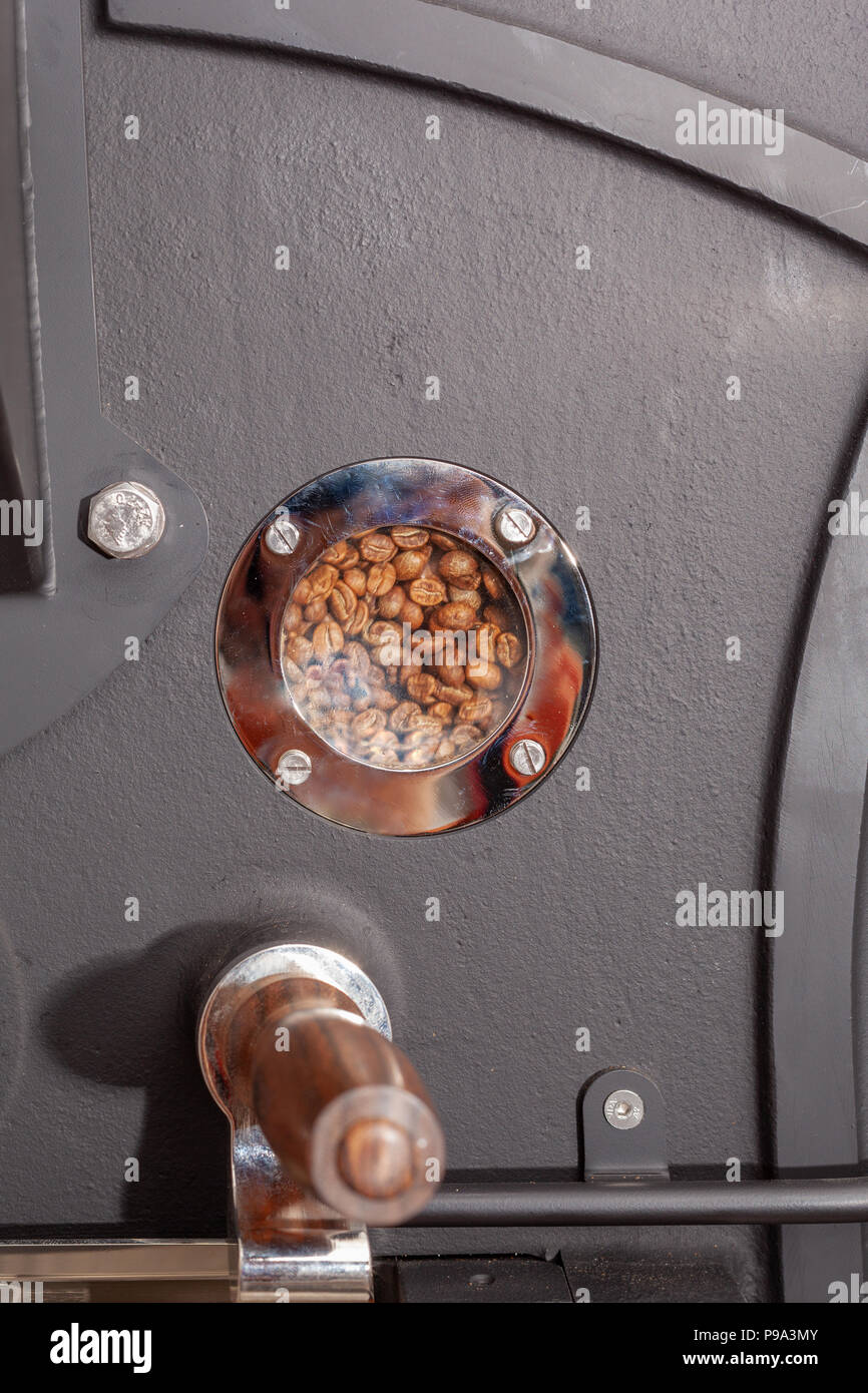 Shop window of a roasting machine Stock Photo - Alamy