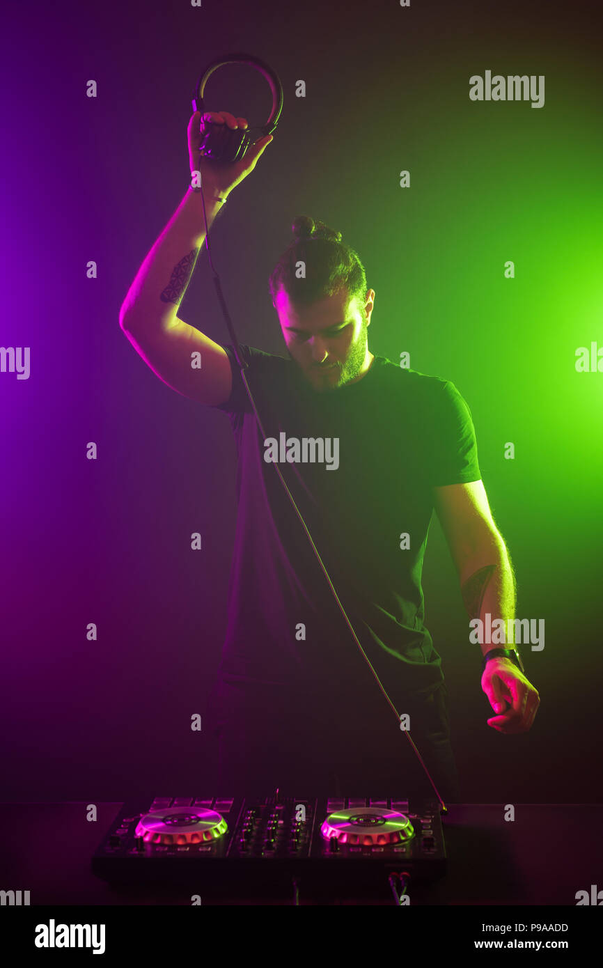 Colourful party background people dancing hi-res stock photography and ...