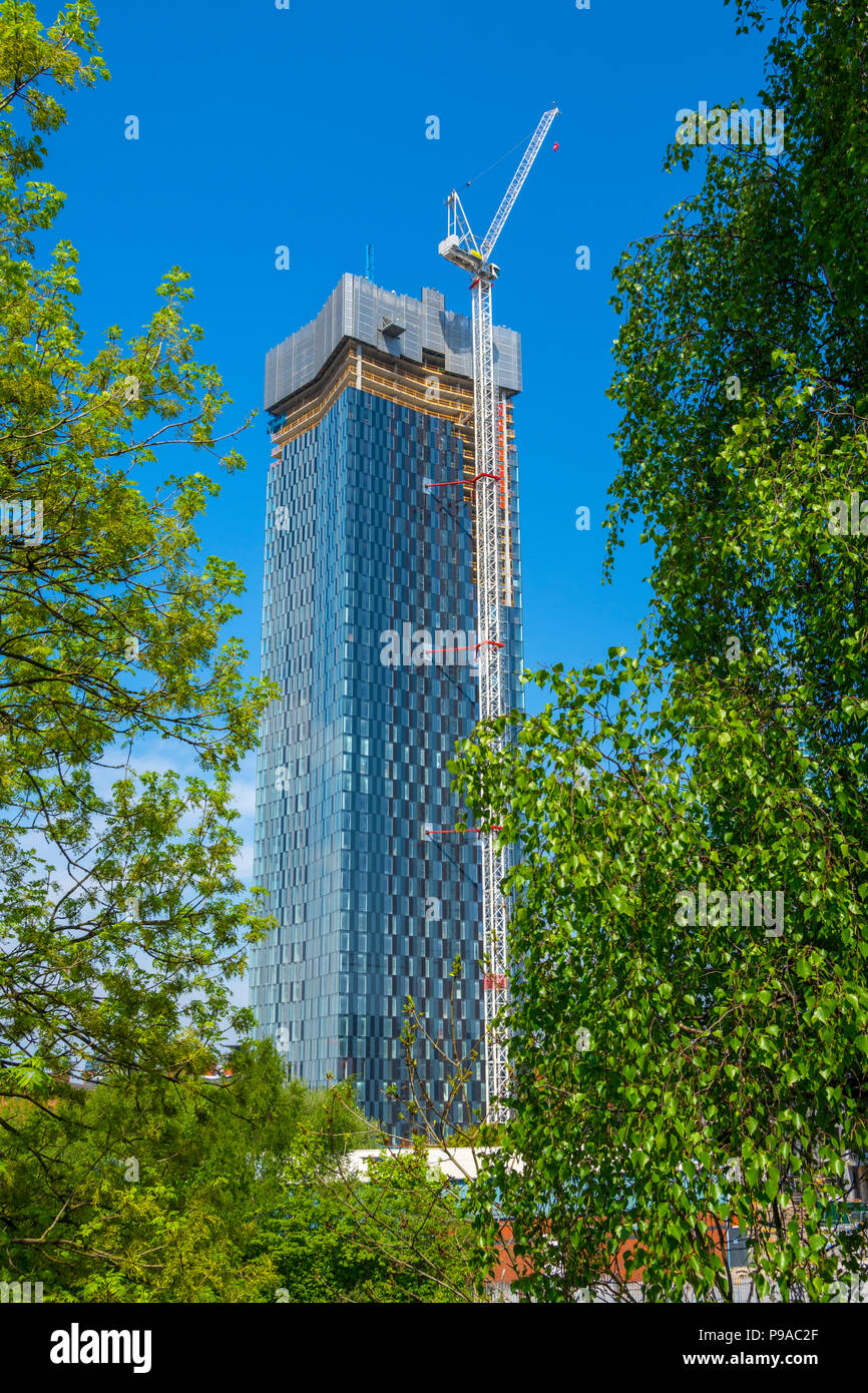One of the Deansgate Square apartment blocks (under construction ...