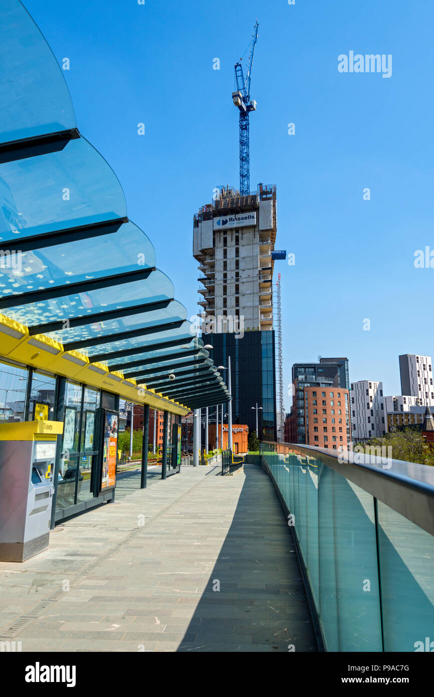 The Axis apartment block (under construction), from the Deansgate ...