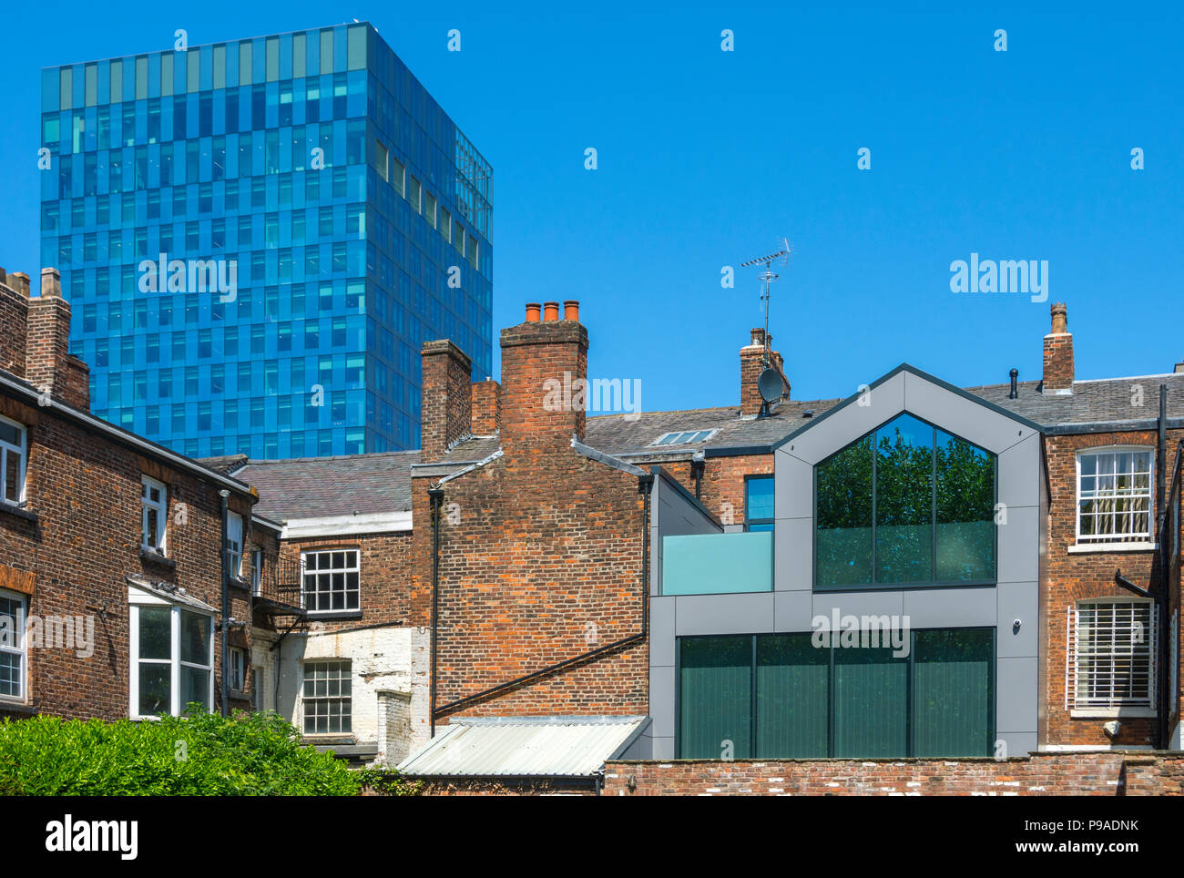 Modern extension to the rear of 15 St. John St. a 19th century listed ...