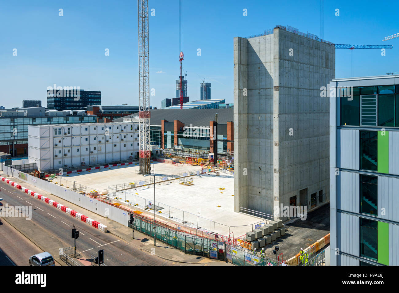 The Manchester University Engineering Campus building under ...