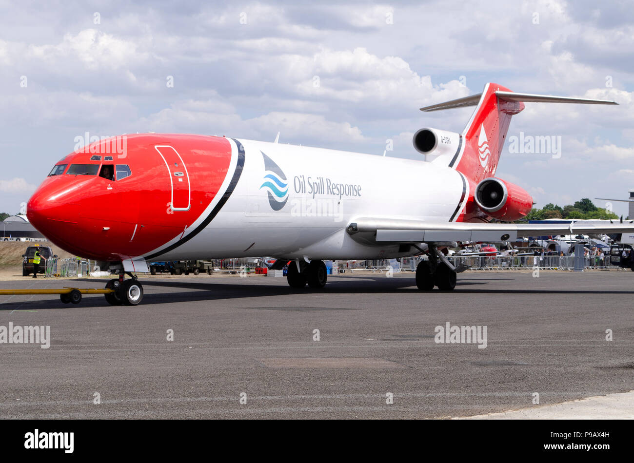 Boeing 727 aircraft hi-res stock photography and images - Alamy