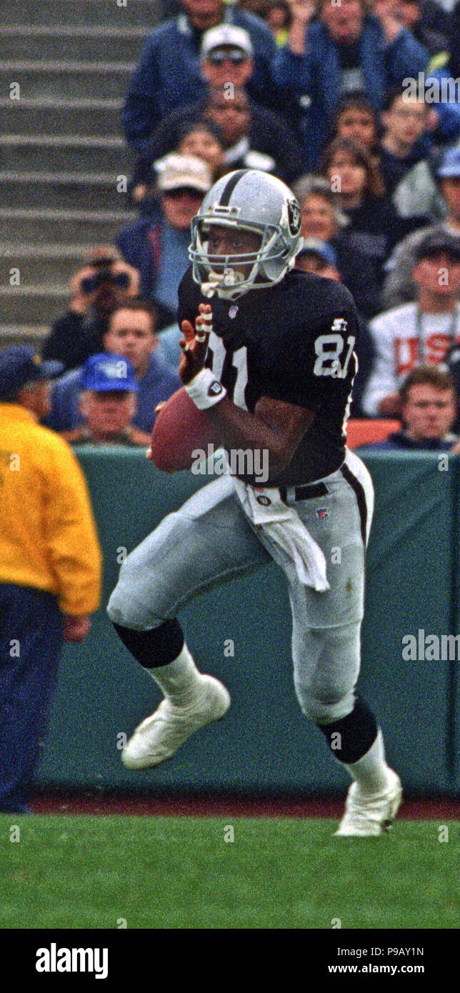 Oakland, California, USA. 10th Dec, 1995. Oakland Raiders vs ...