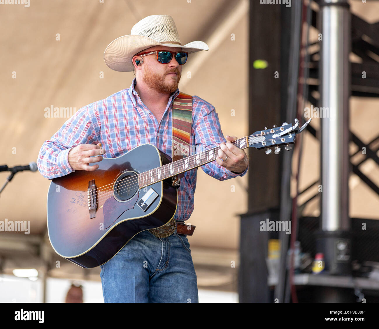 Chicago, Illinois, USA. 13th July, 2018. Country musician CODY JOHNSON ...