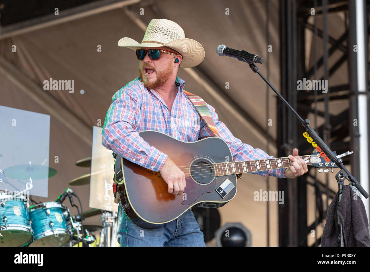Cody johnson concert hi-res stock photography and images - Alamy