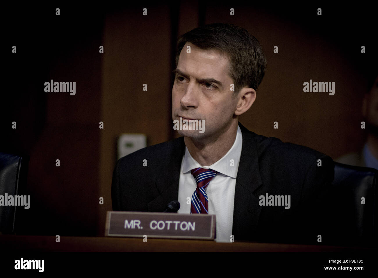 Tom cotton hi-res stock photography and images - Alamy
