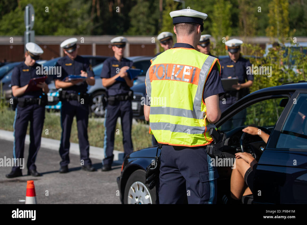 Nuremberg, Germany. 17th July, 2018. Police trainees from the riot ...