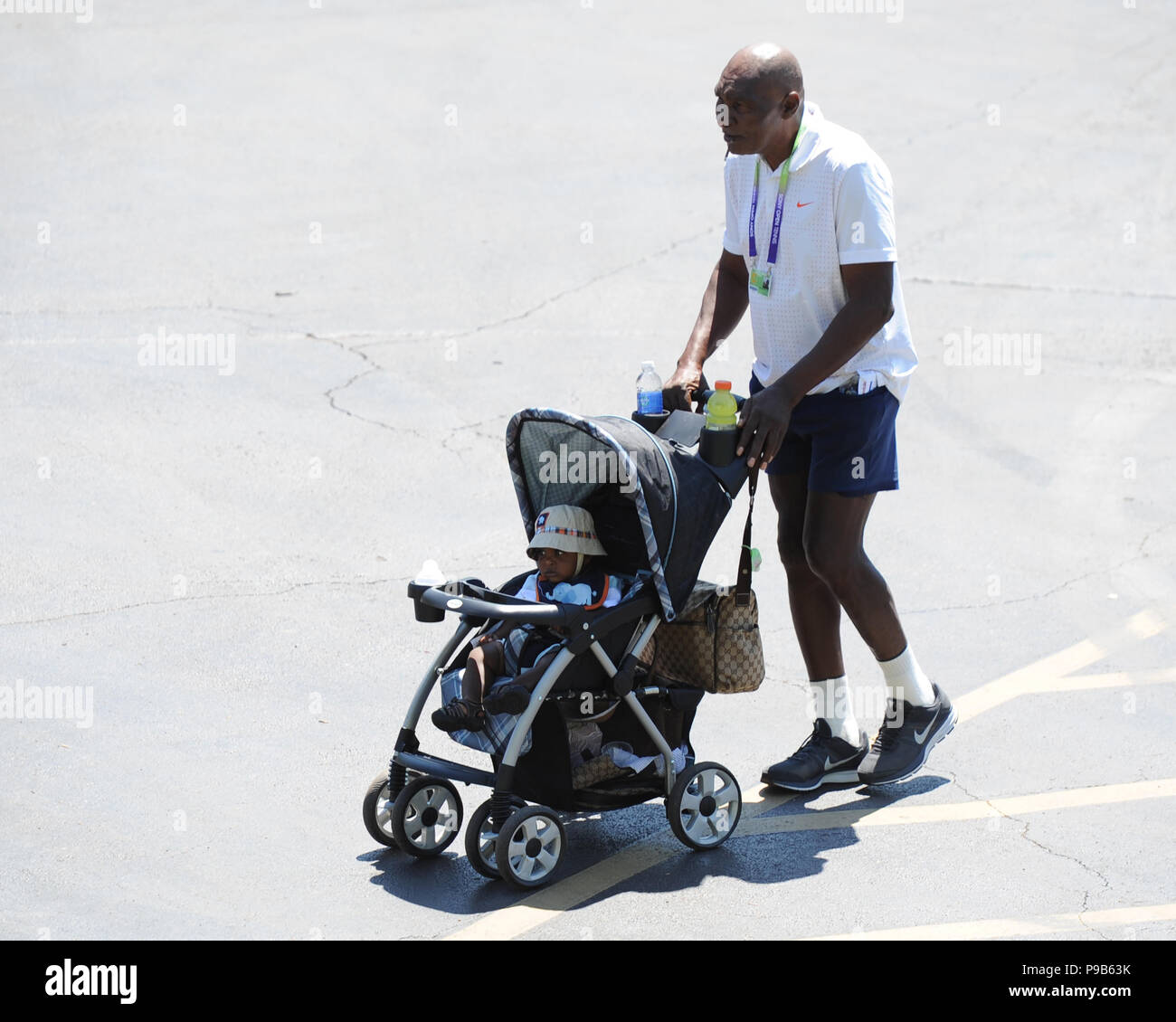 NEW YORK, NY - JUNE 12: Lakeisha Williams, Richard Williams, Dylan ...